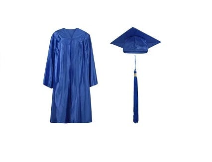 Cap, Gown and Tassel Set | Chicago Balfour Graduation Company